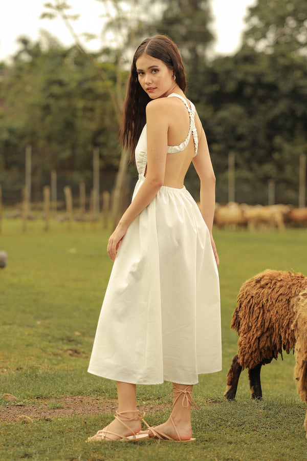 ABRIELLE Crossed Back Garterize Midi Dress (White Linen) – Zoo Label